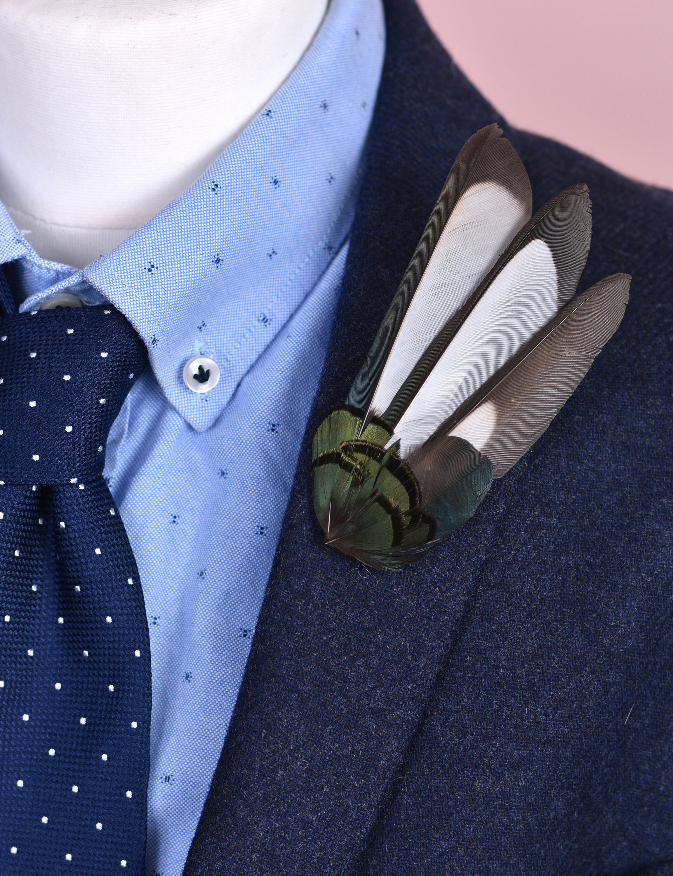 Magpie Feather Monochrome Lapel Pin No.7