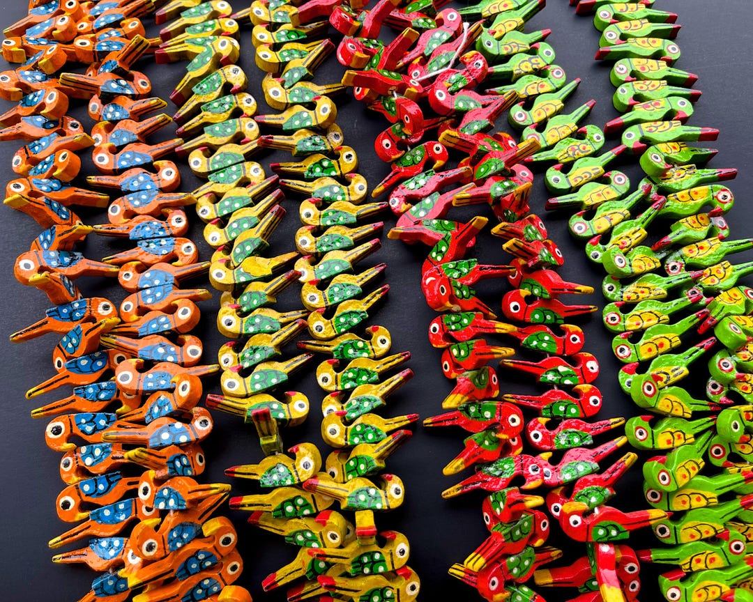VINTAGE: 10pcs Carved Balsa Wooden Parrot Bird Beads From India - Basal ...