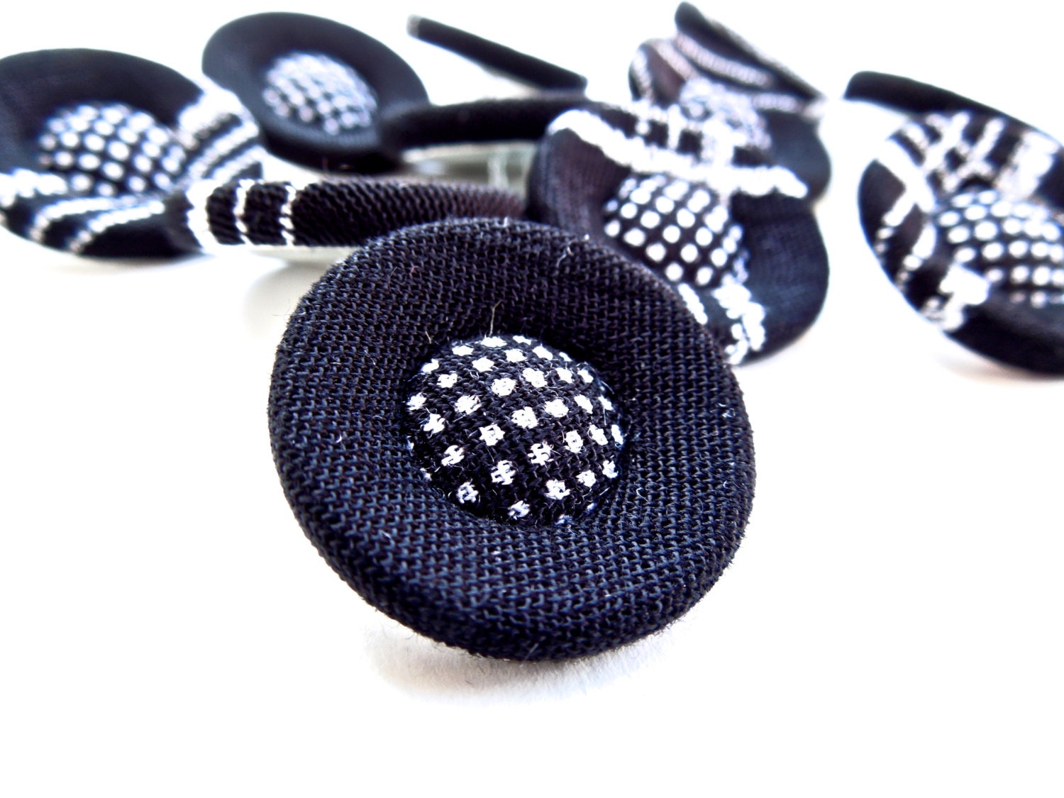 VINTAGE: 8pcs Fabric Buttons Cloth Buttons Craft Buttons - Etsy