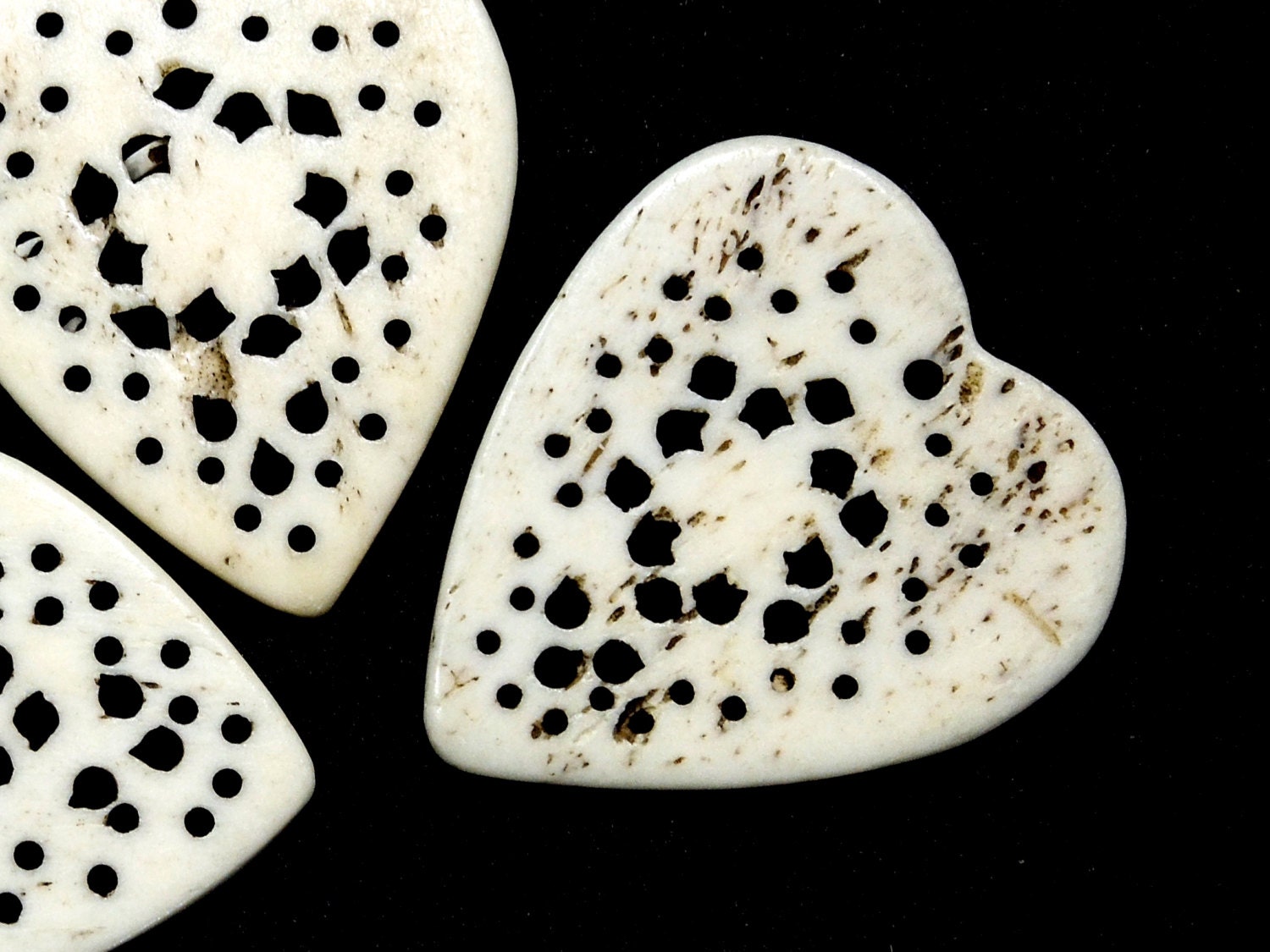 SUPPLY: LARGE Ethnic Tribal Rustic Carved Bone Heart Pendants - Natural ...