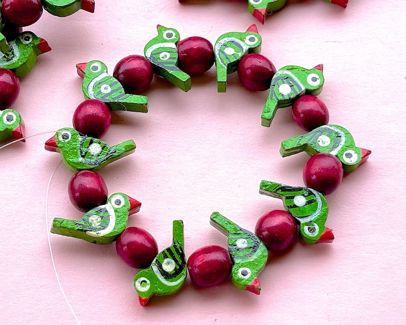 VINTAGE: 20pcs Carved Balsa Wooden Bird Beads From India - Basal Nirmal ...