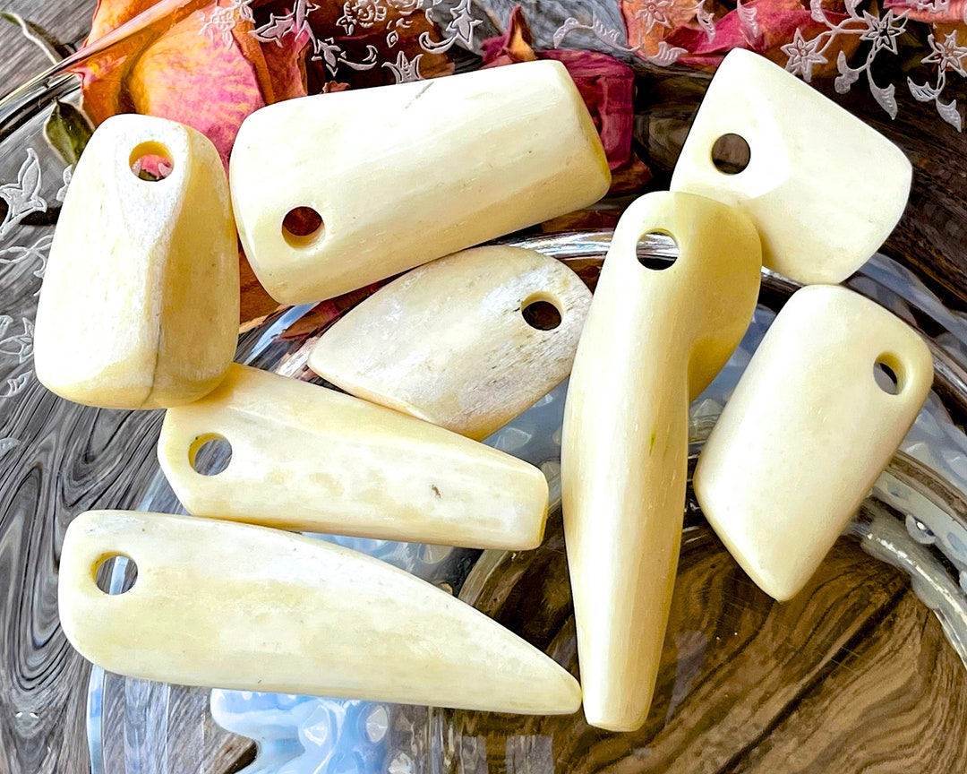 VINTAGE: 1970s - 8 Natural Bone Pendants - LARGE Carved Bone Beads ...
