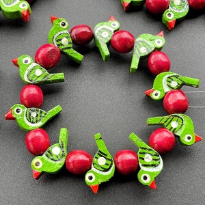 VINTAGE: 20pcs Carved Balsa Wooden Bird Beads From India - Basal Nirmal ...