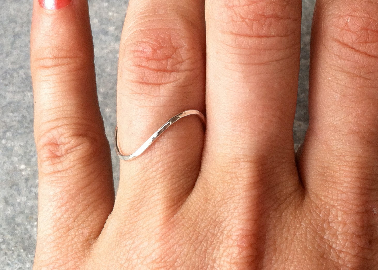 Hammered Sterling Silver Wavy Ring // 18g1mm or 16g 1.3mm - Etsy