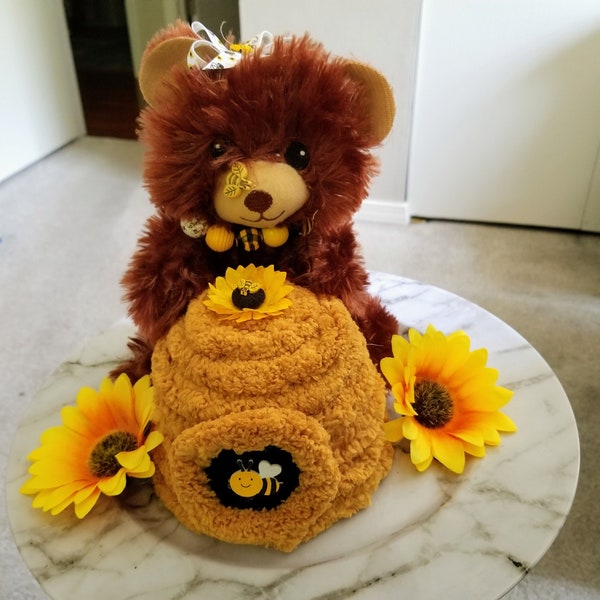 Bear and Bee - Etsy