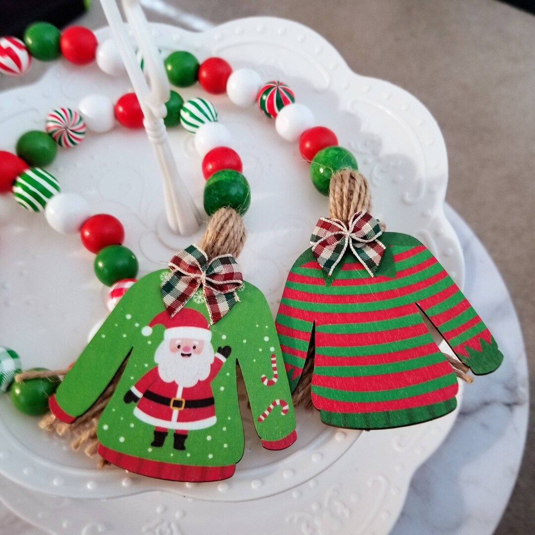 Santa Claus Garland, Wood Bead Garland, Christmas Garland, Sweater ...