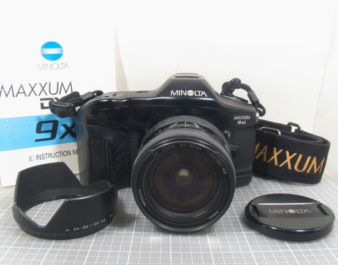 Minolta Maxxum 9xi 35mm SLR Film Camera With an AF Zoom 24-85mm F/3.5-4 ...