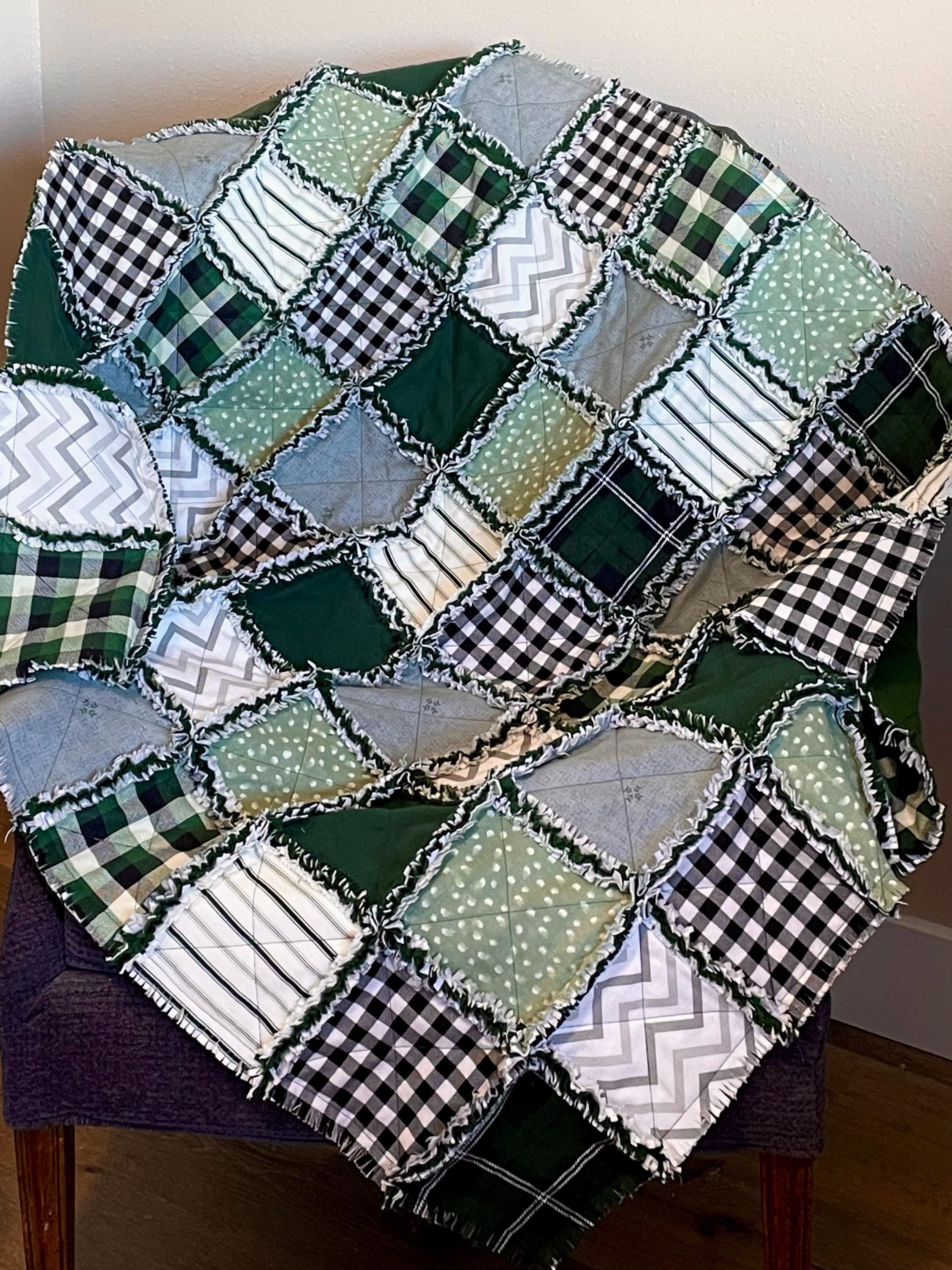 Rag Quilt KIT, Green, White Black & Gray Flannels, 126 -7" Squares ...