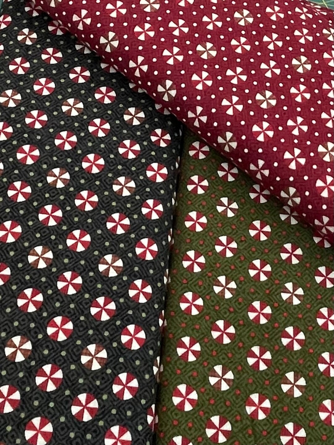 Maywood Snowdays Candy Cane Peppermint Candy Flannel, Christmas, Black ...