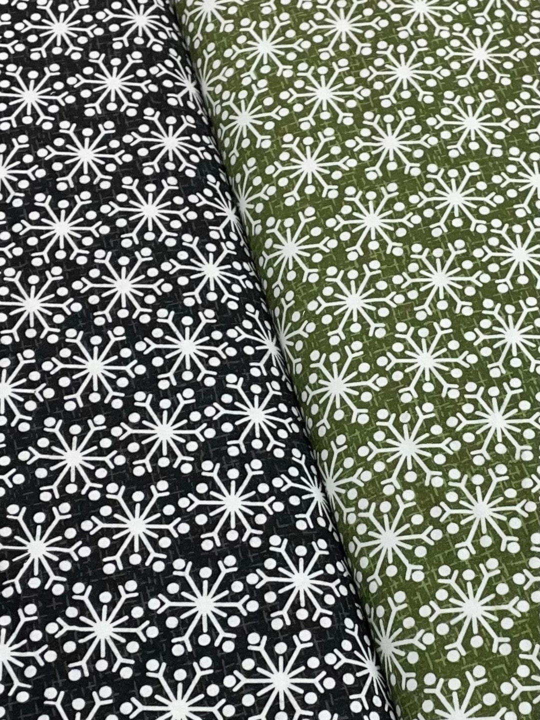 Maywood Snowdays Snowflakes, Christmas, Black Green, Cotton FLANNEL, SO ...