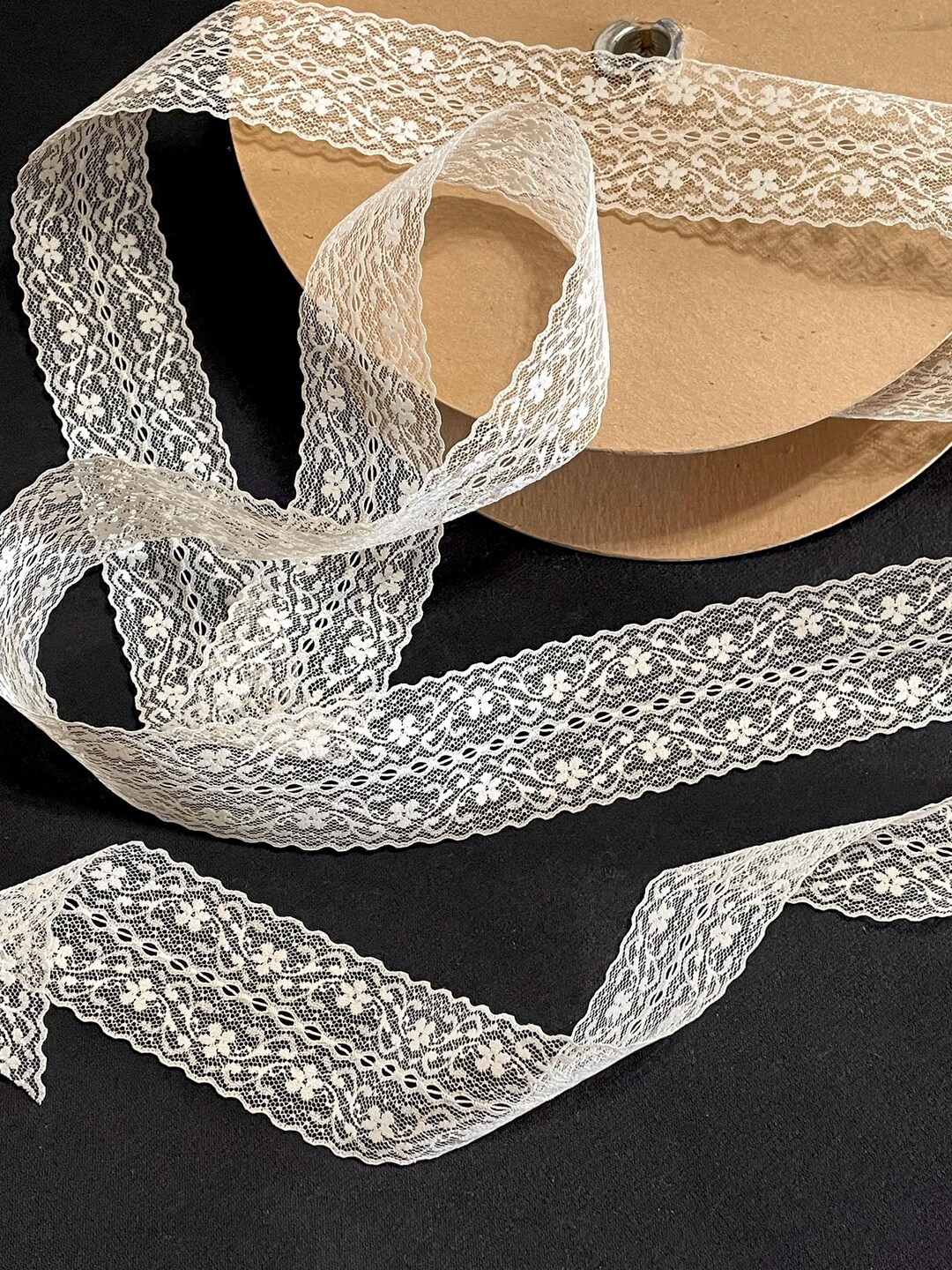 Bulk Lace 5 Yards, 2 1/2 Inch Lace, Ivory Cream Lingerie Flower Lace ...