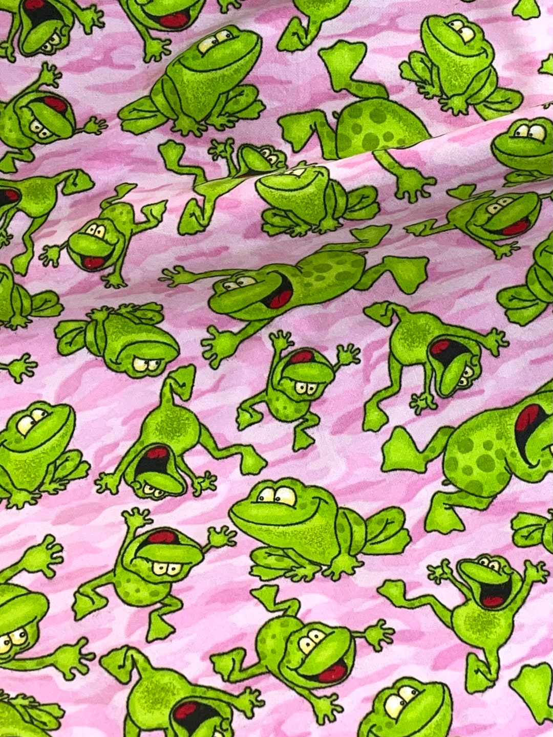 Frogs on Pink Camouflage, Green Frog, Girl Baby Flannel, Pink ...