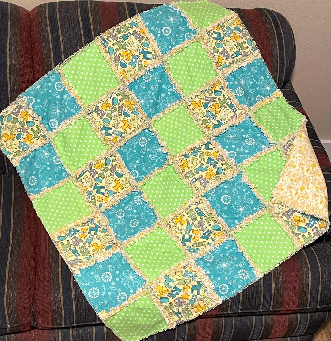 Babes in the Woods Rag Quilt Kit, 72 Pre Cut 7" Quilt Blocks, Forest ...