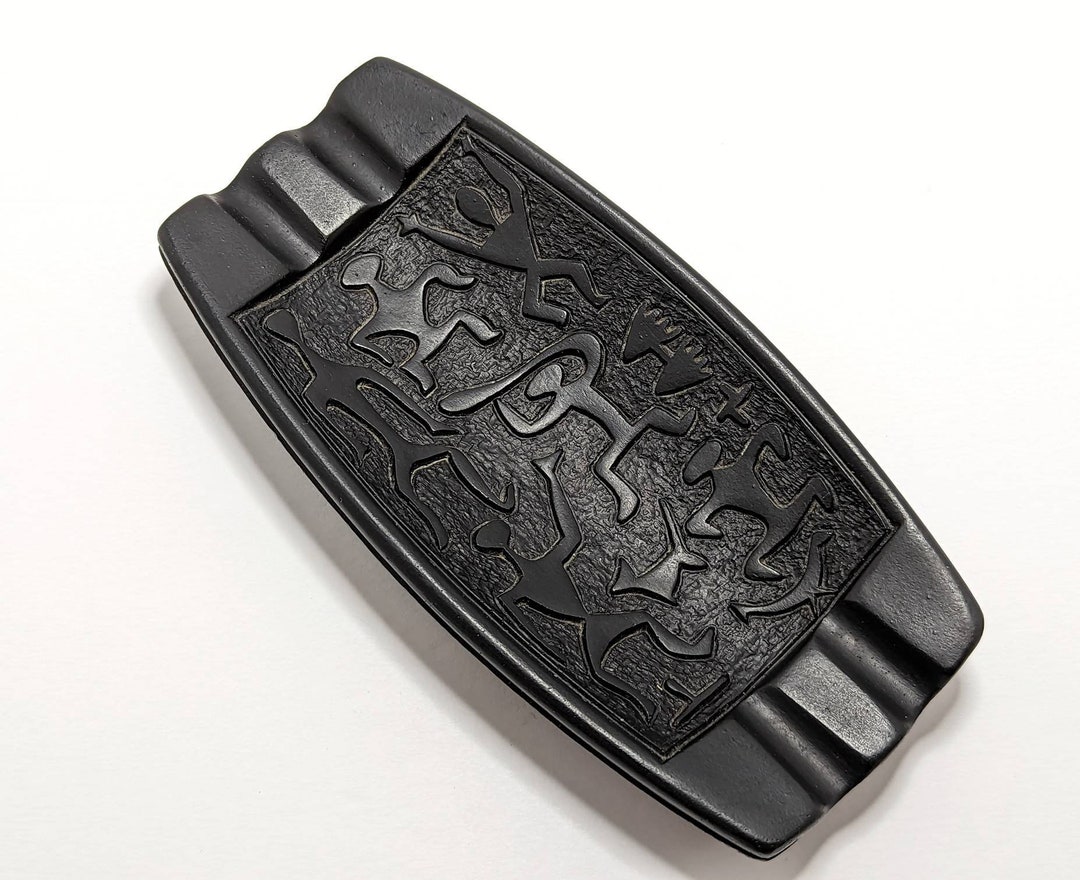 Vtg COCO JOE Black Lava Ashtray or Trinket Dish W/ Olowalu Petroglyphs ...