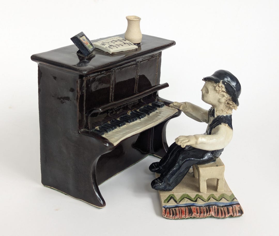 Vintage "mews Pottery" Piano Player Man Figurine- Made in England ...
