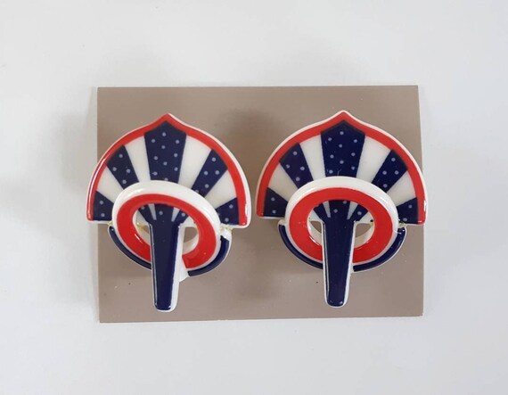 Vintage AVON Art Deco Revival Fan Shape Earrings- Pla… - Gem