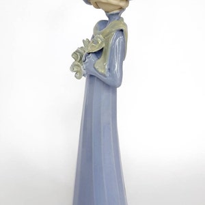 Vintage LOUISE AUGER Lady in Bonnet W/ Flowers Handmade Pottery ...