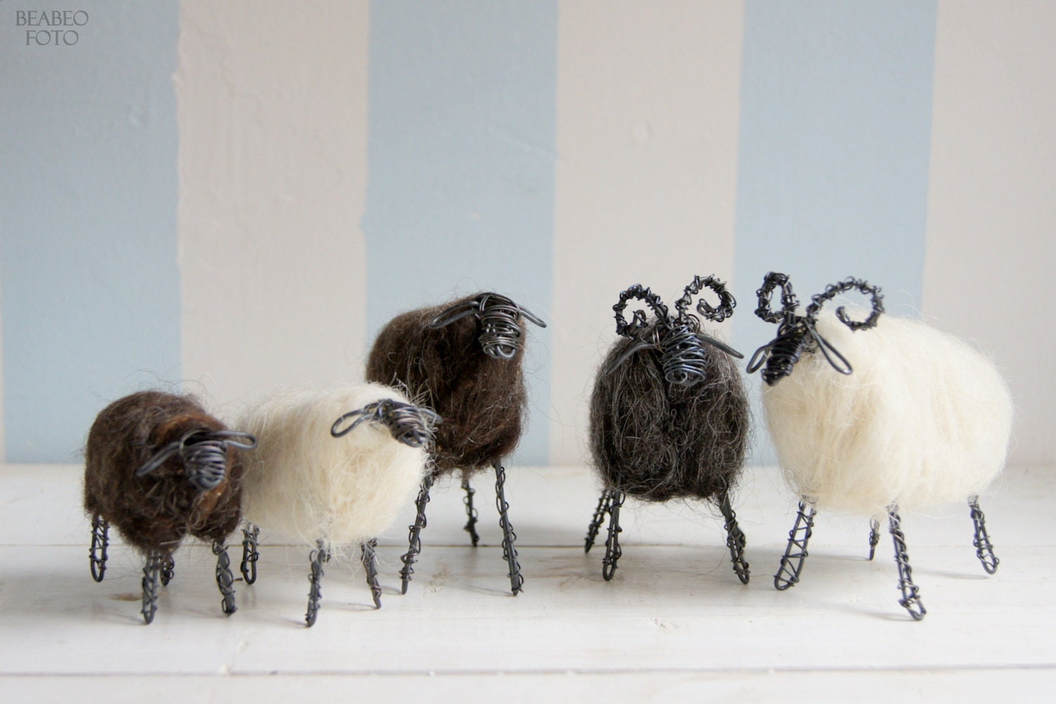 Wired ram with white wool | Etsy