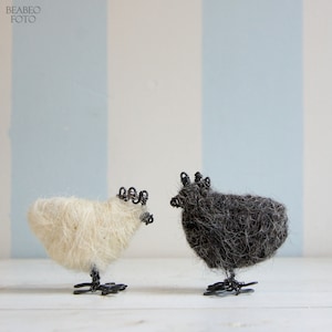 Wired Hen With White Wool - Etsy UK