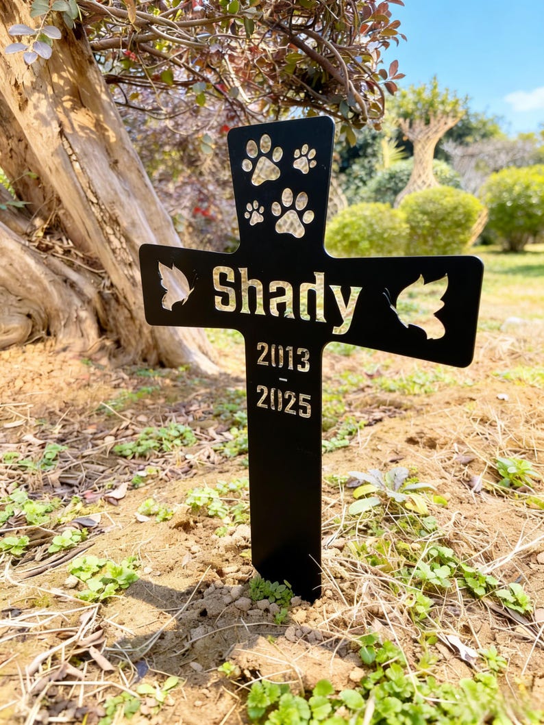 Personalized Pet Memorial Stake, Custom Metal Grave Marker, in Loving ...