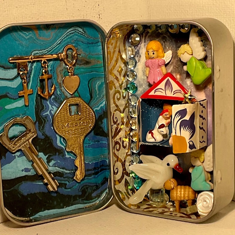 Altoid Tin Diorama - Etsy