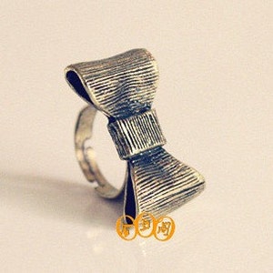 Bow Ring - Etsy