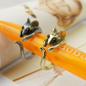 Mischievous Mouse Ring - Etsy