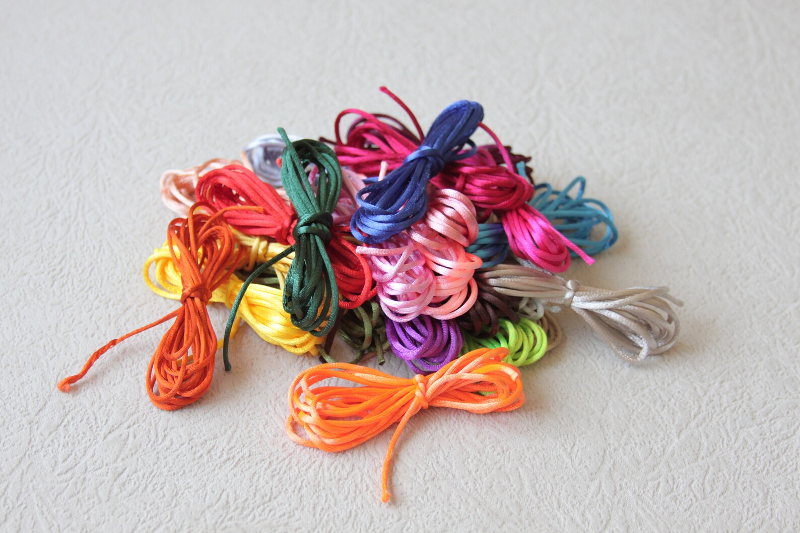 Rat tail SET 24 colors x 1 meters Rattail Cord Knotting | Etsy