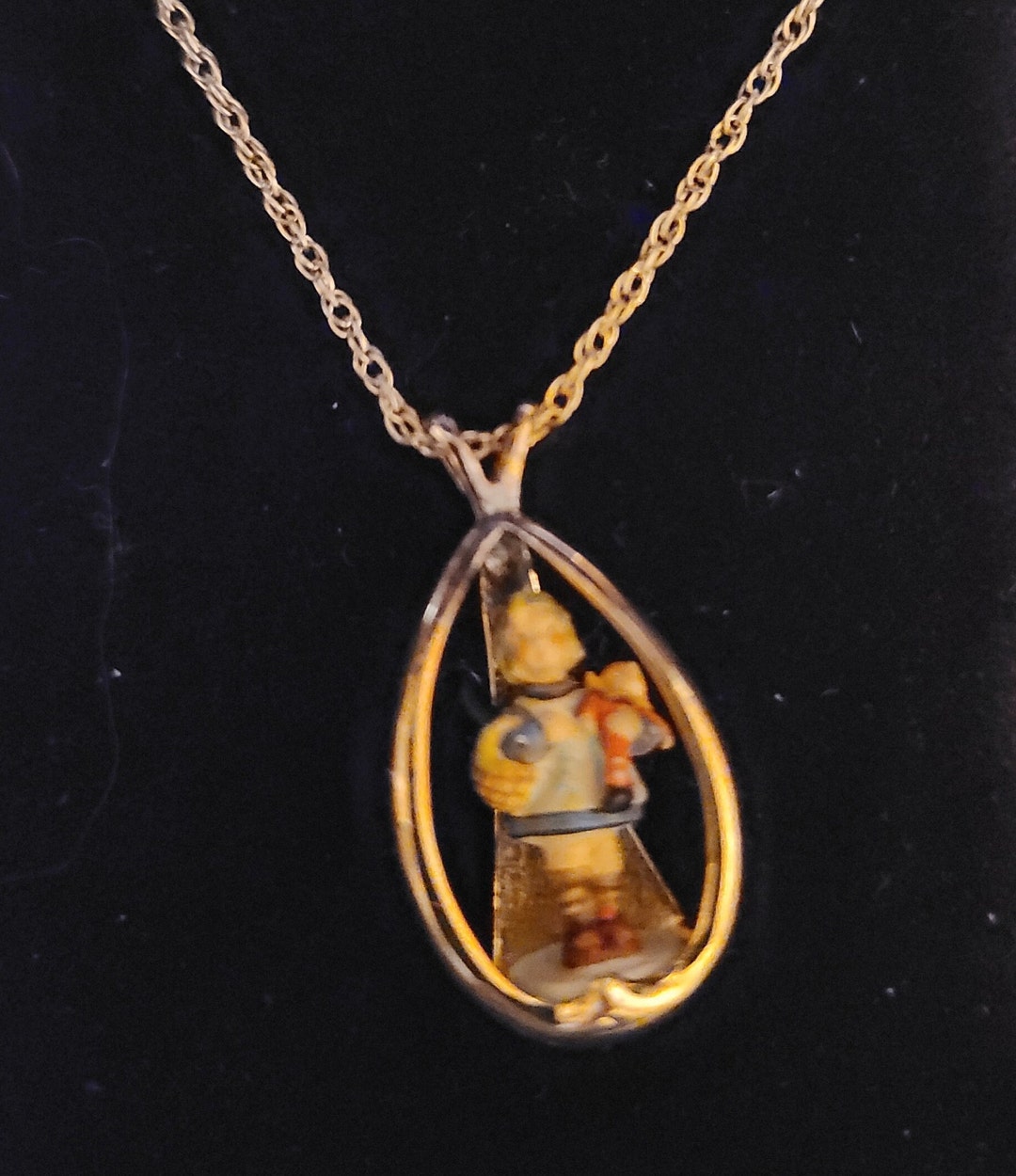 Vintage Goebel Collectors Club Series Necklace. 14k Collectible Pendant ...