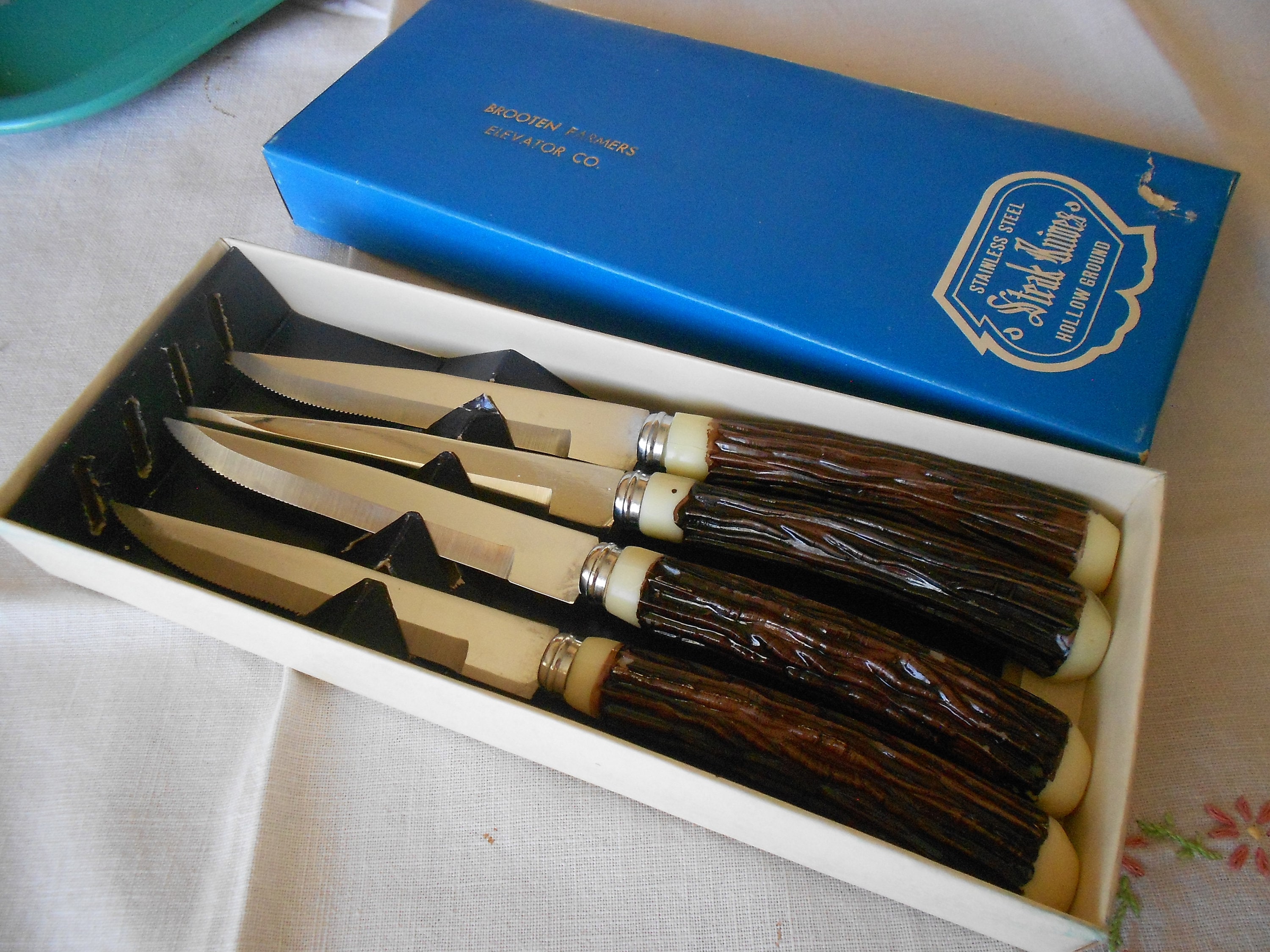 Vintage Bakelite Handled Steak Knives. Advertising Knives, Minnesota ...