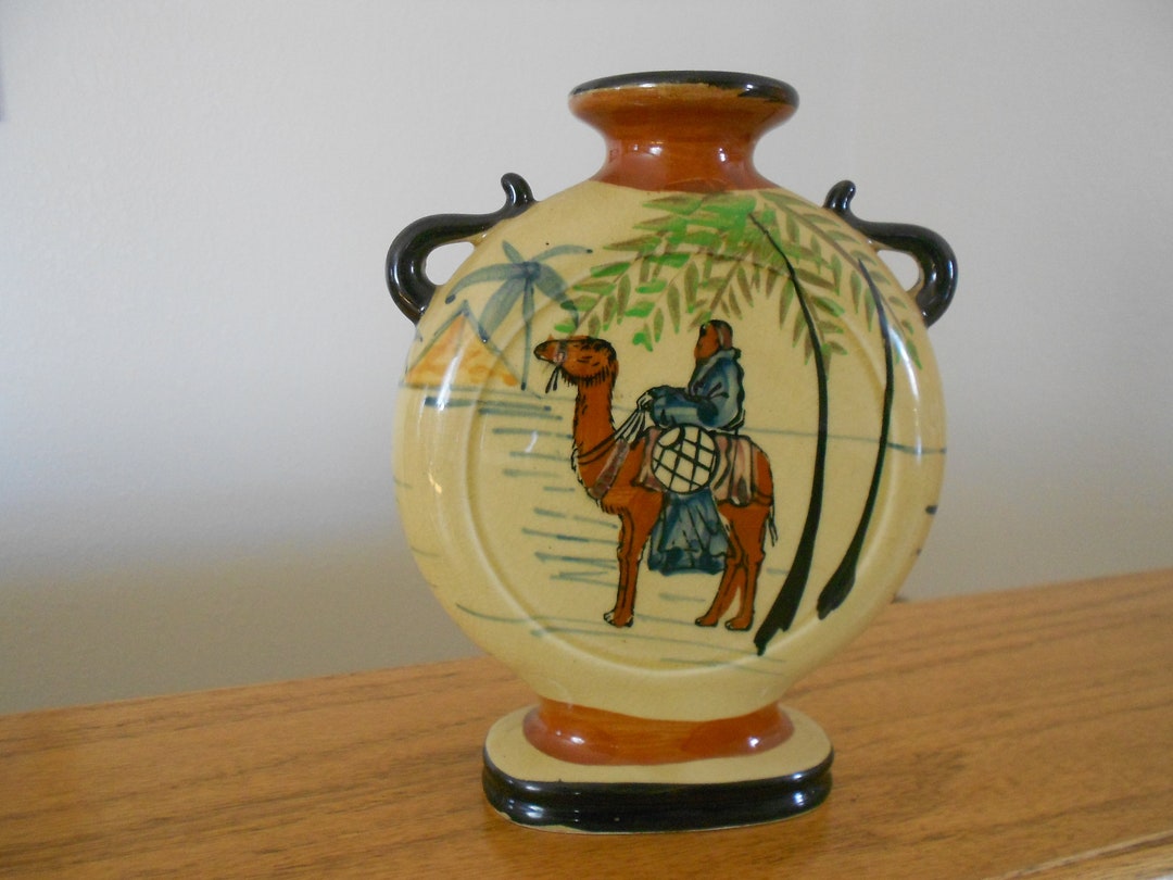 Vintage Japan Ceramic Bud Vase With Camel Art. Made in Japan Ceramic ...