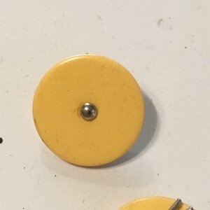 Vintage Yellow Buttons- Lot of 15 Vintage Antique Plastic Buttons - Etsy