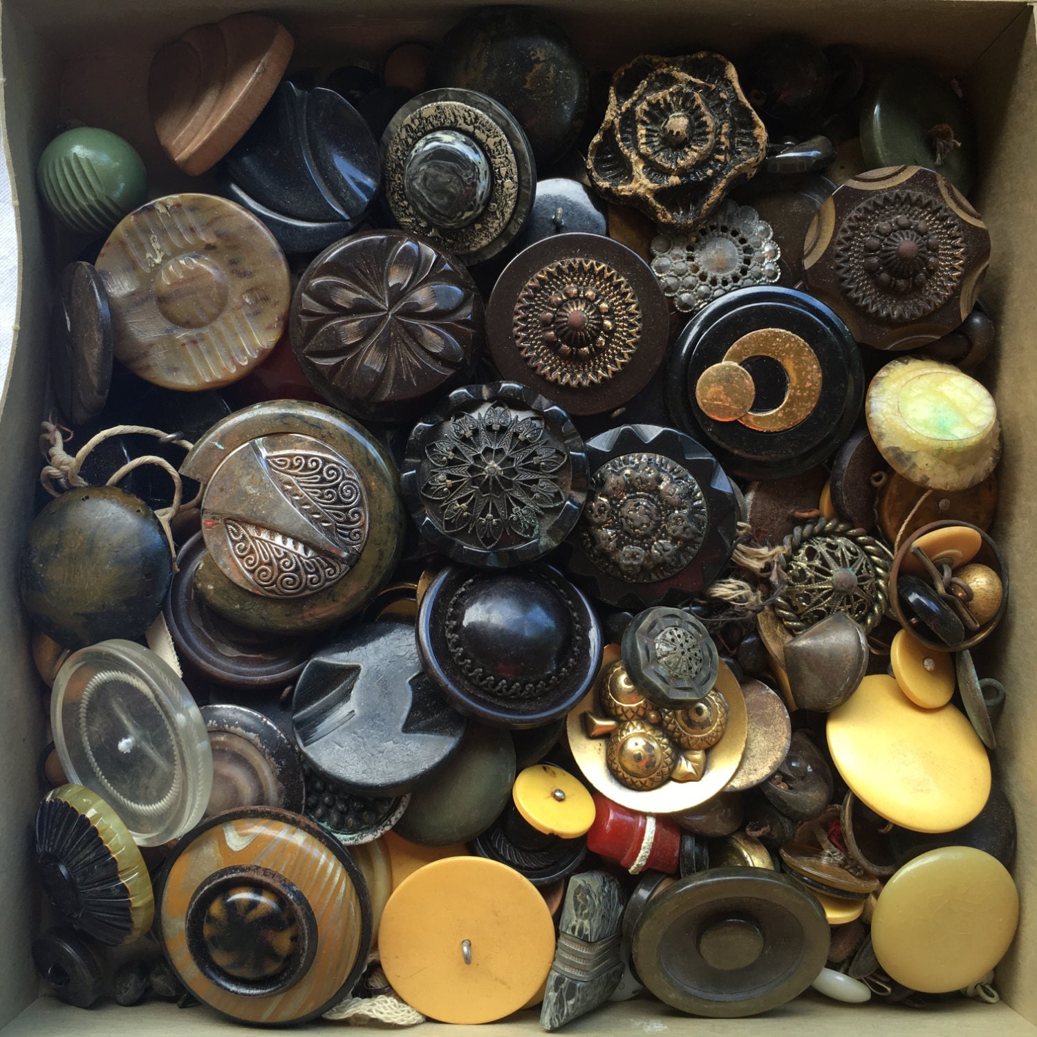 Vintage Mustard Yellow Plastic Buttons With Metal Shanks - Lot of 15 - Etsy