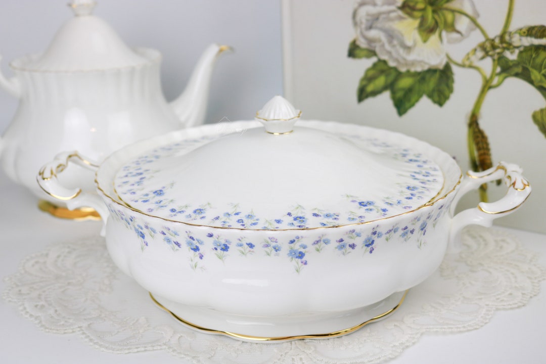 Royal Albert Memory Lane Covered Vegetable Dish, English Bone China ...