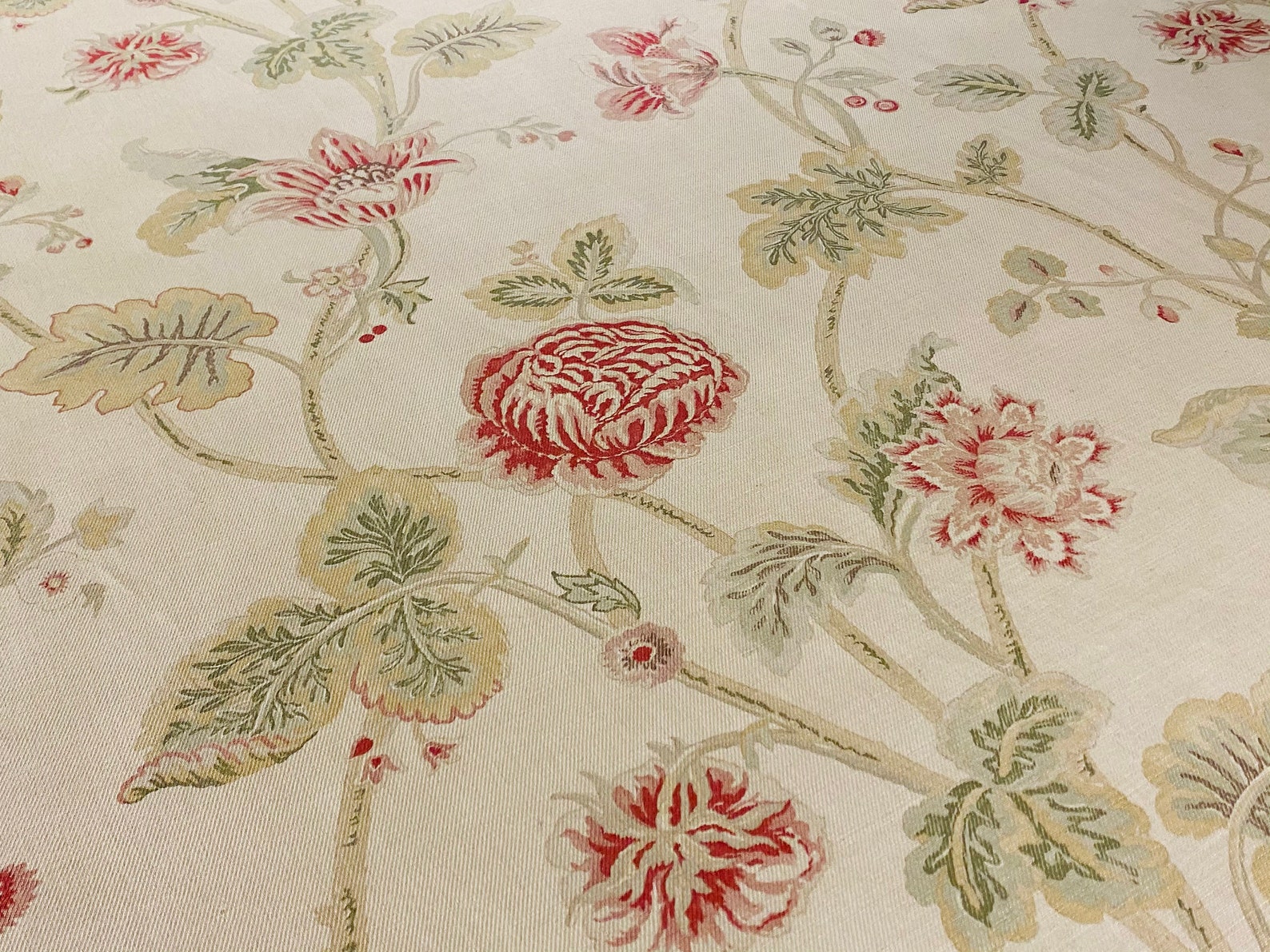 Colefax & Fowler Red Green BERWICK English Floral | Etsy