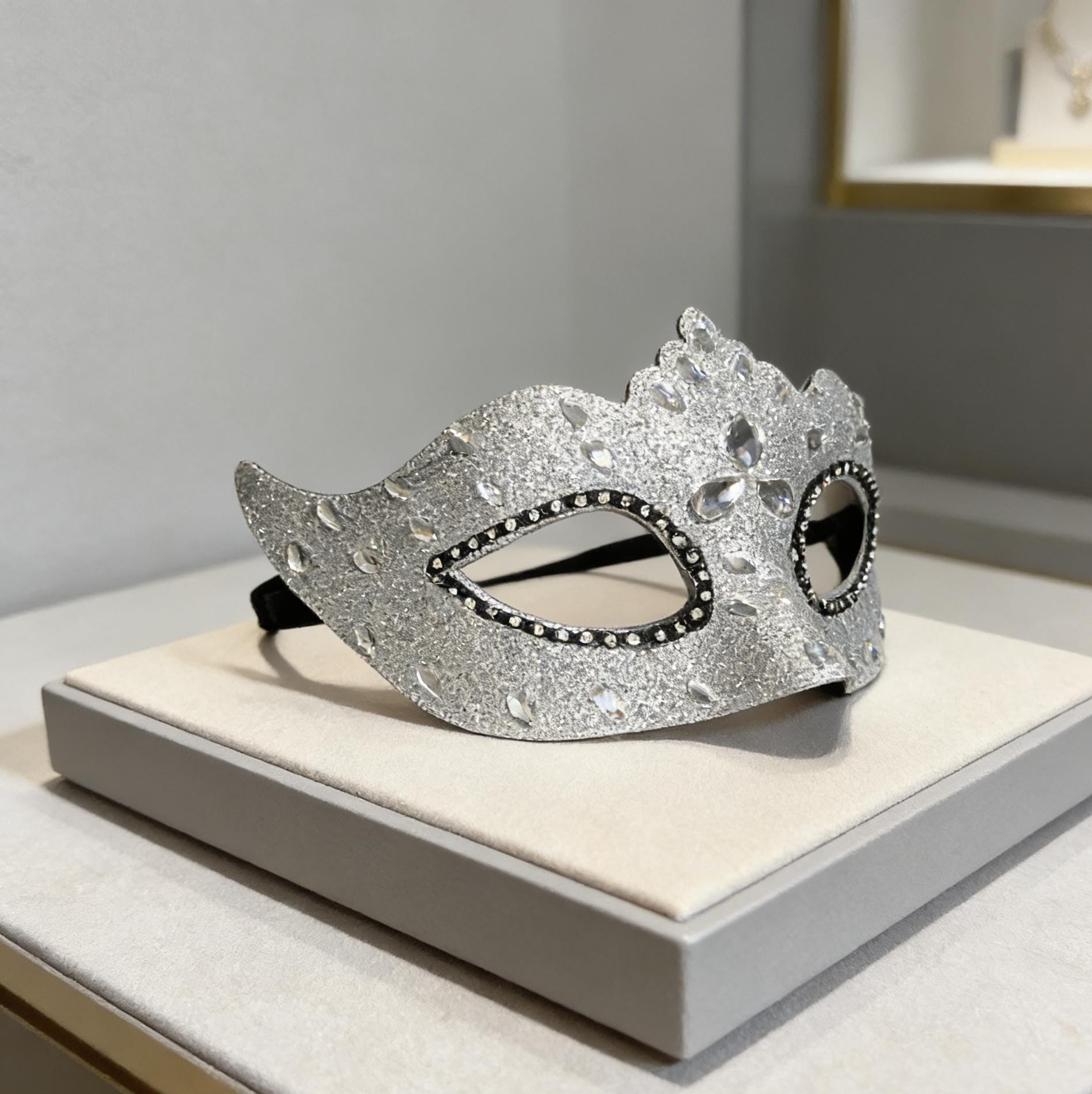 Crystal Crowned Silver Phantom Mask,glitter Masquerade Eye Mask for ...