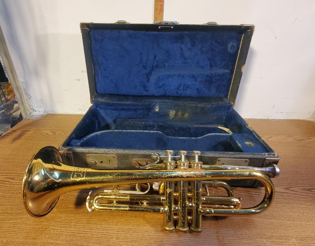 Selmer USA Bundy Cornet With Case. Watch Video Demo. Free Shipping - Etsy