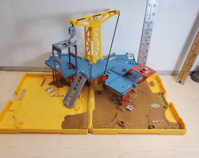 Matchbox Fold and Go Pop up Playset Bash & Build Co. Construction Set ...