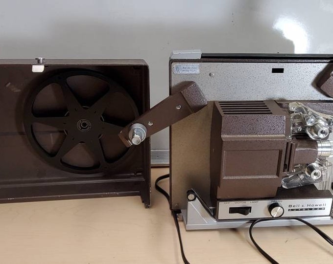 Clean Mid-century Bell & Howell 356A Autoload 8mm Film Motion Picture ...