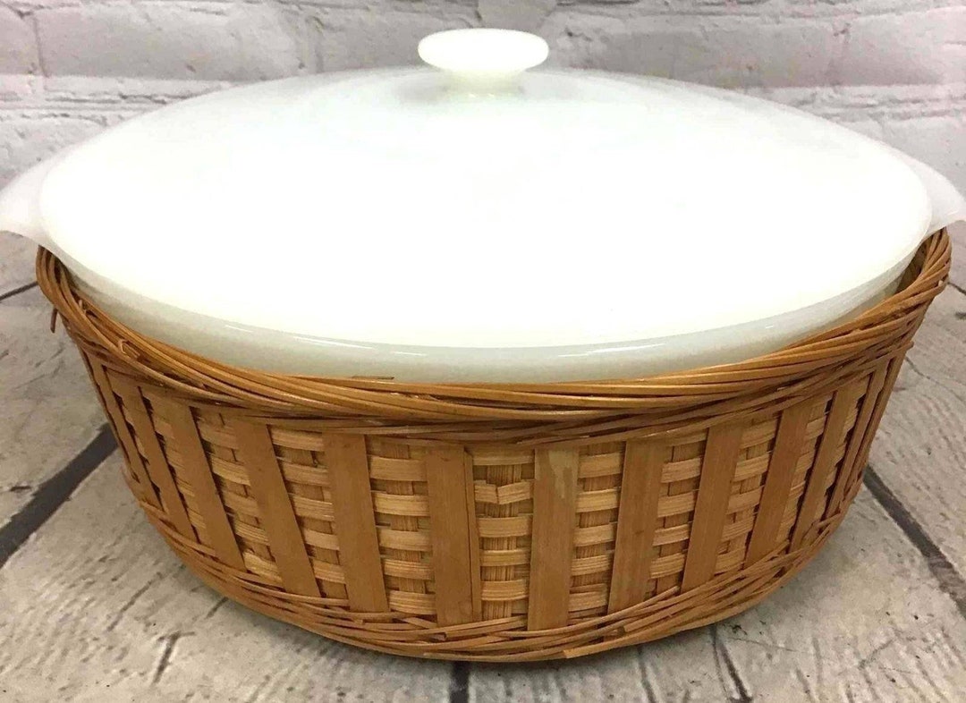 Mid-century Modern Fire King 3 Qt. Round Glass Casserole Dish W/ Lid ...