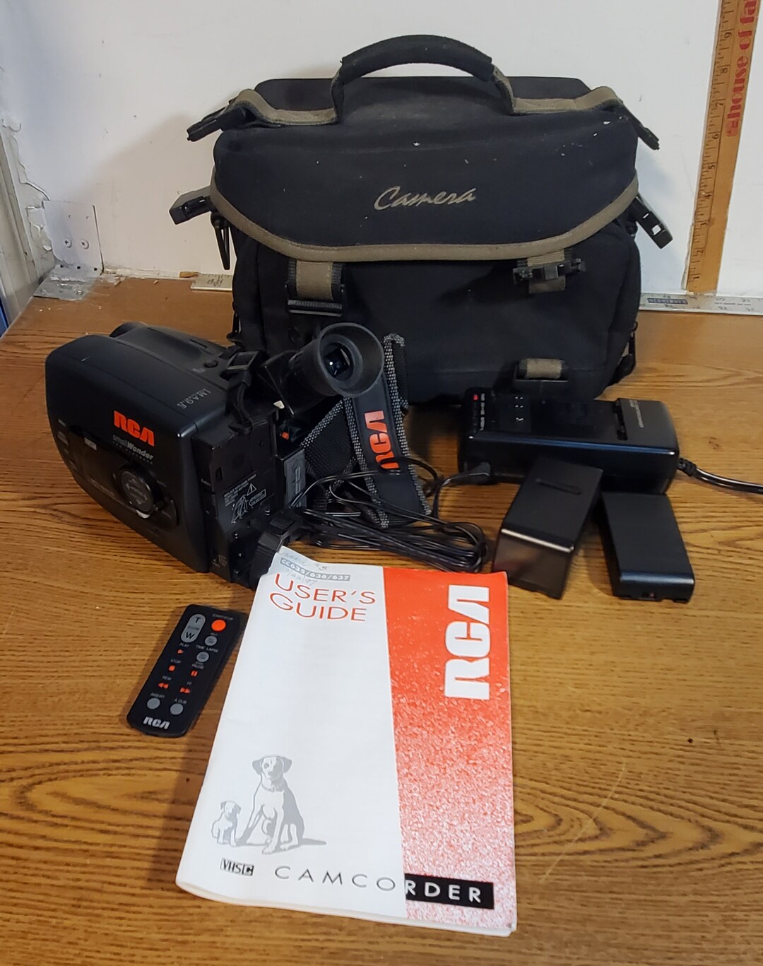 RCA CC636 Camcorder VHS-C Small Wonder Camcorder Kit. Working. Free ...