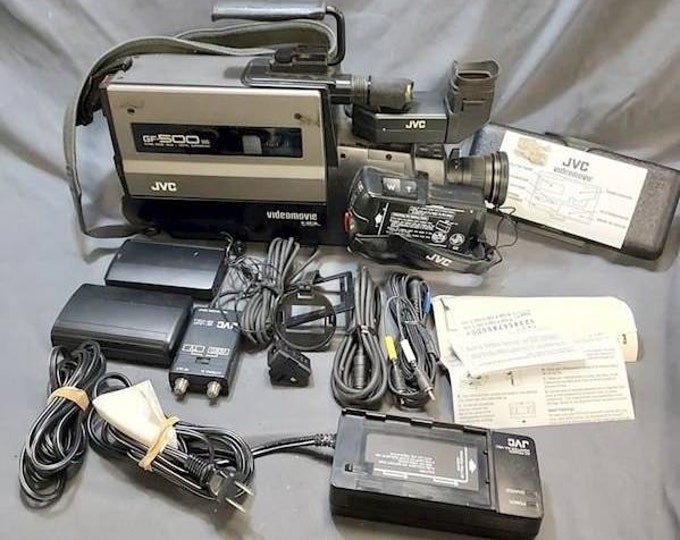 JVC GF-500 Videomovie VHS Camcorder Huge Package. Free Shipping - Etsy