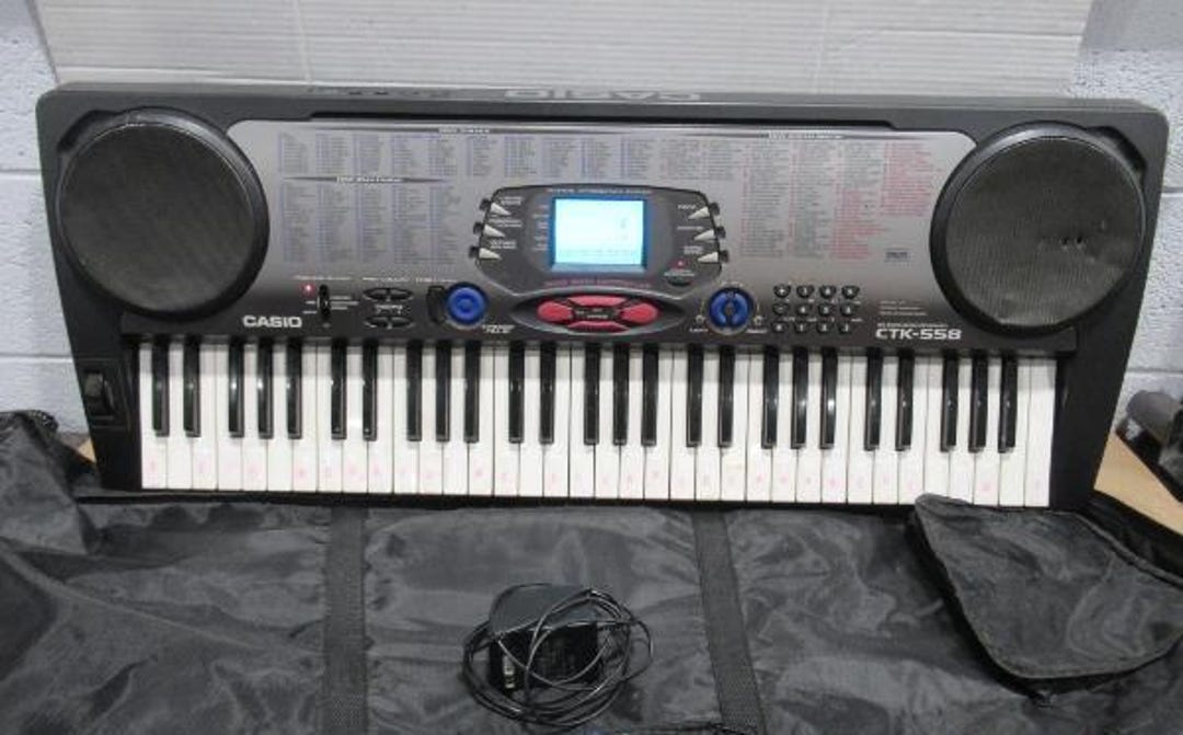Casio CTK-558 61 Key Portable Keyboard 100 Song Bank Keyboard Touch ...