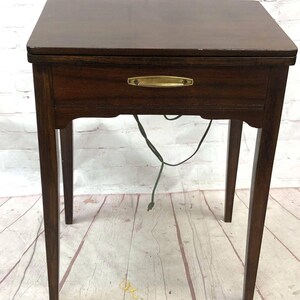 1962 Singer Spartan 327K Sewing Machine (great Britain) W/ Cabinet ...