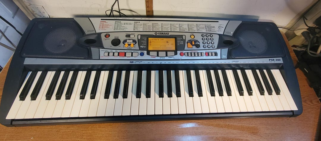 Yamaha PSR-280 Portatone Electronic Keyboard 61 Key 6 Track Recorder Watch Video. Free Shipping ...