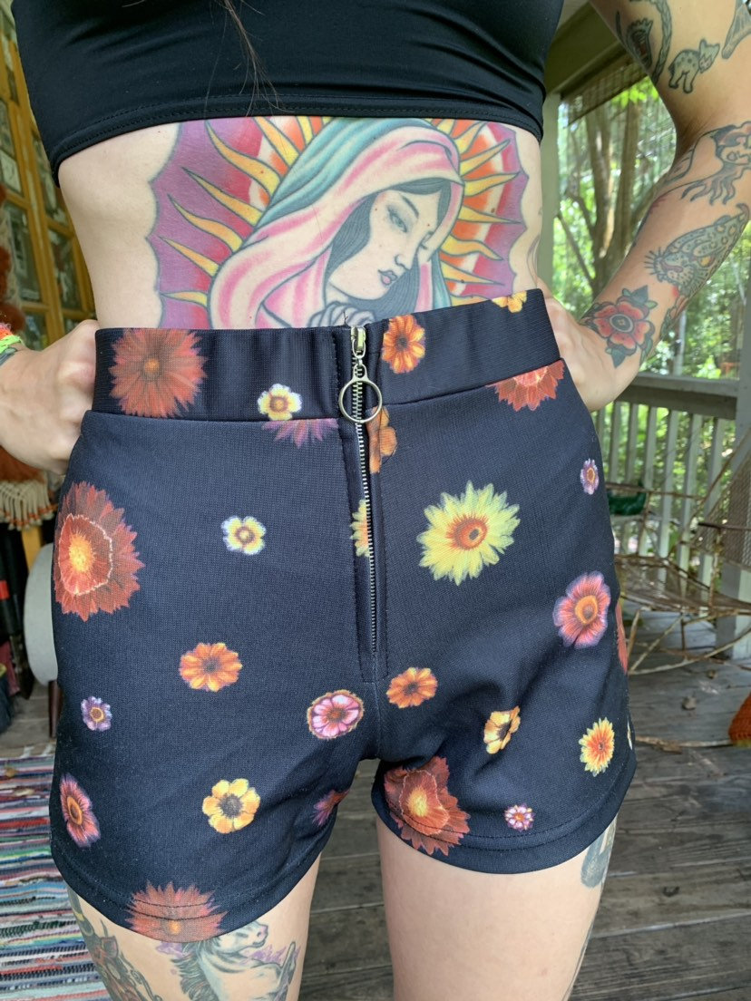 Rare Vintage 90's Does 70's Mod Flower Power Shorts Zip O Ring Xs Small ...