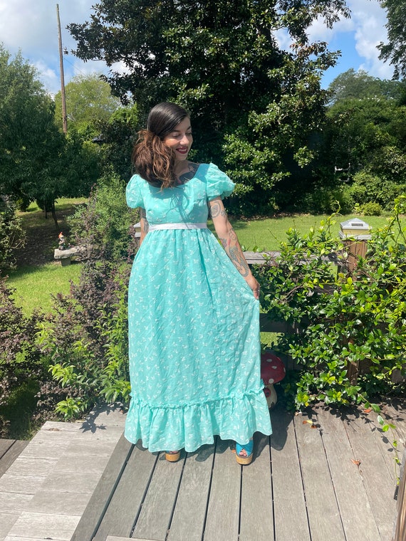 Vintage 1960’s Montaldo’s Turquoise Velvet Butterflie… - Gem