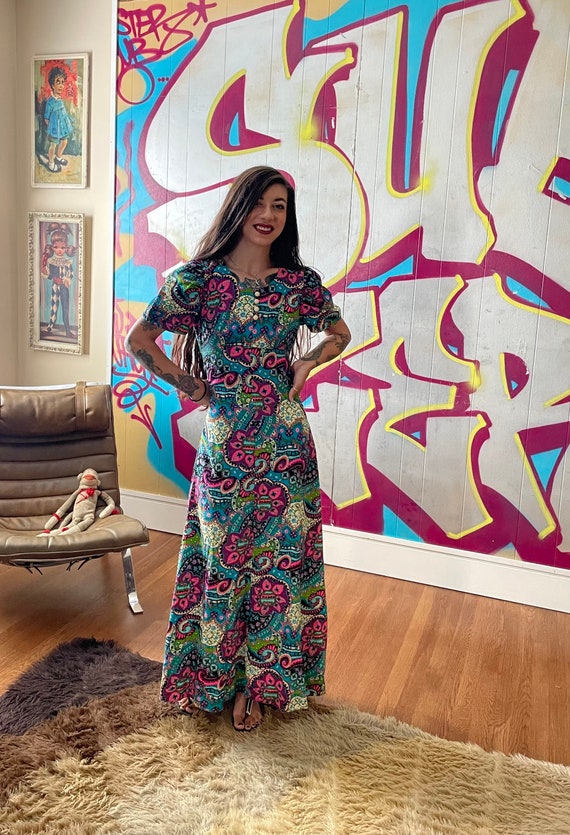 Vintage 1970’s Barkcloth Psychedelic Neon Maxi Dress … - Gem