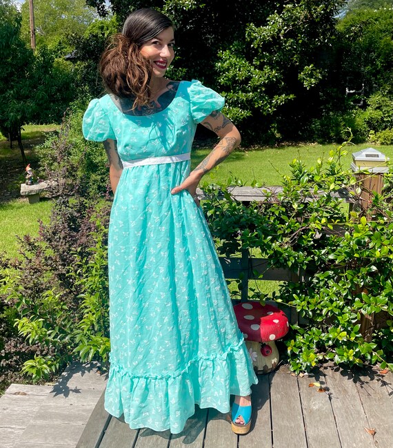 Vintage 1960’s Montaldo’s Turquoise Velvet Butterflie… - Gem