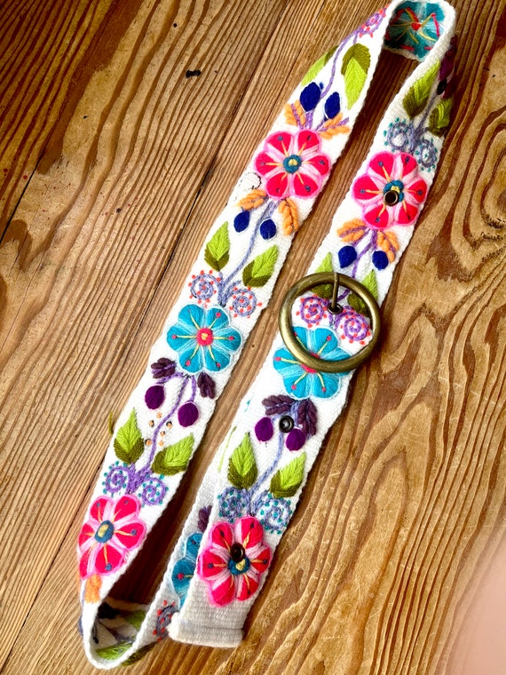 Peruvian wool embroidered belt - Gem